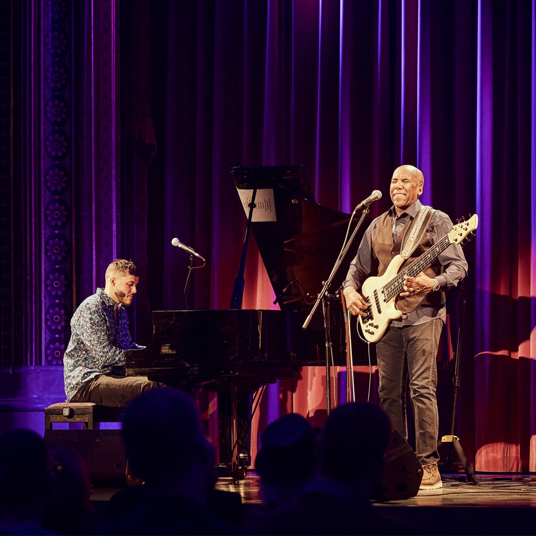 Father Son Featuring Nathan East and Noah East | The Smith Center Las Vegas